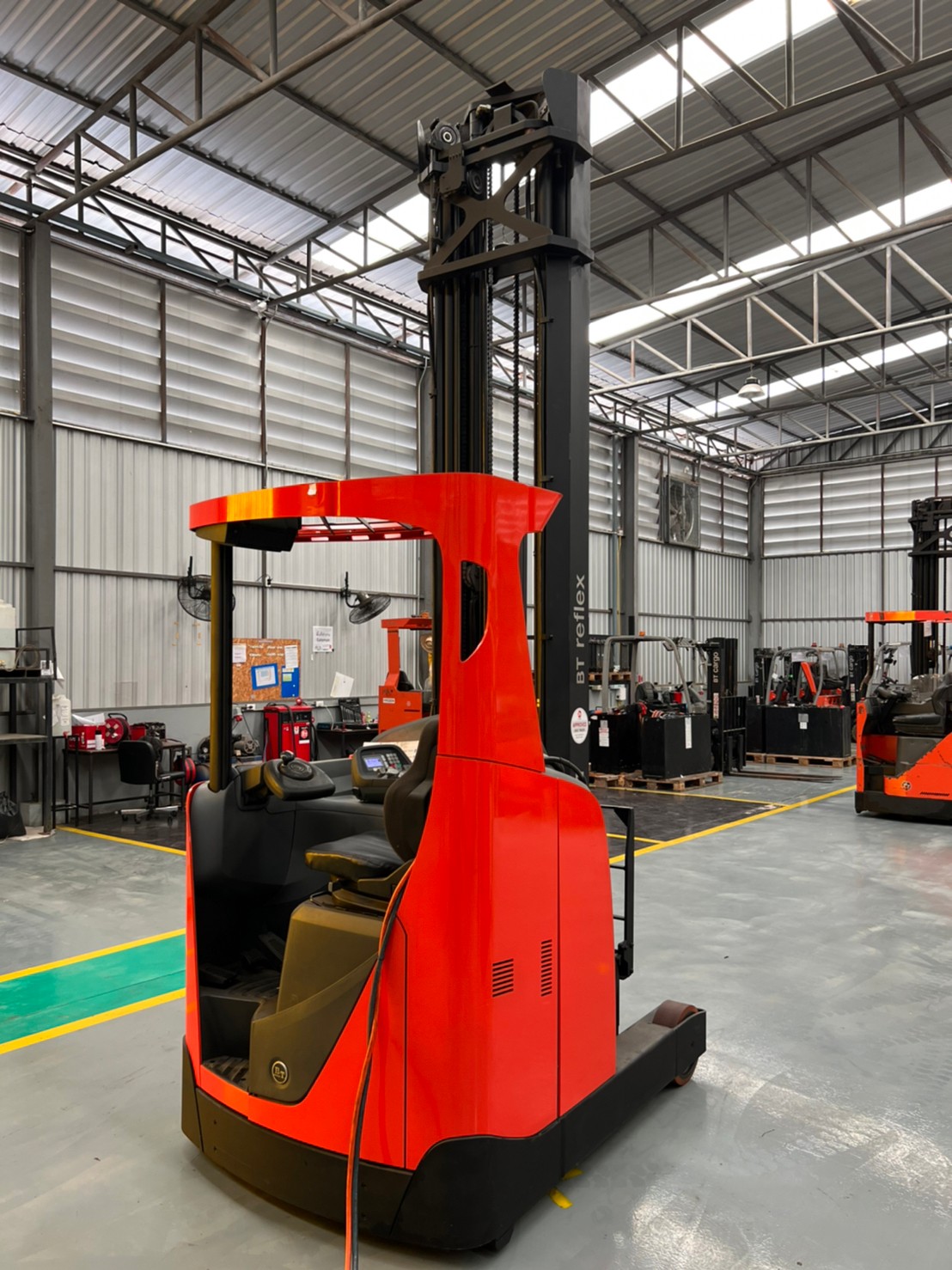 progressforklift