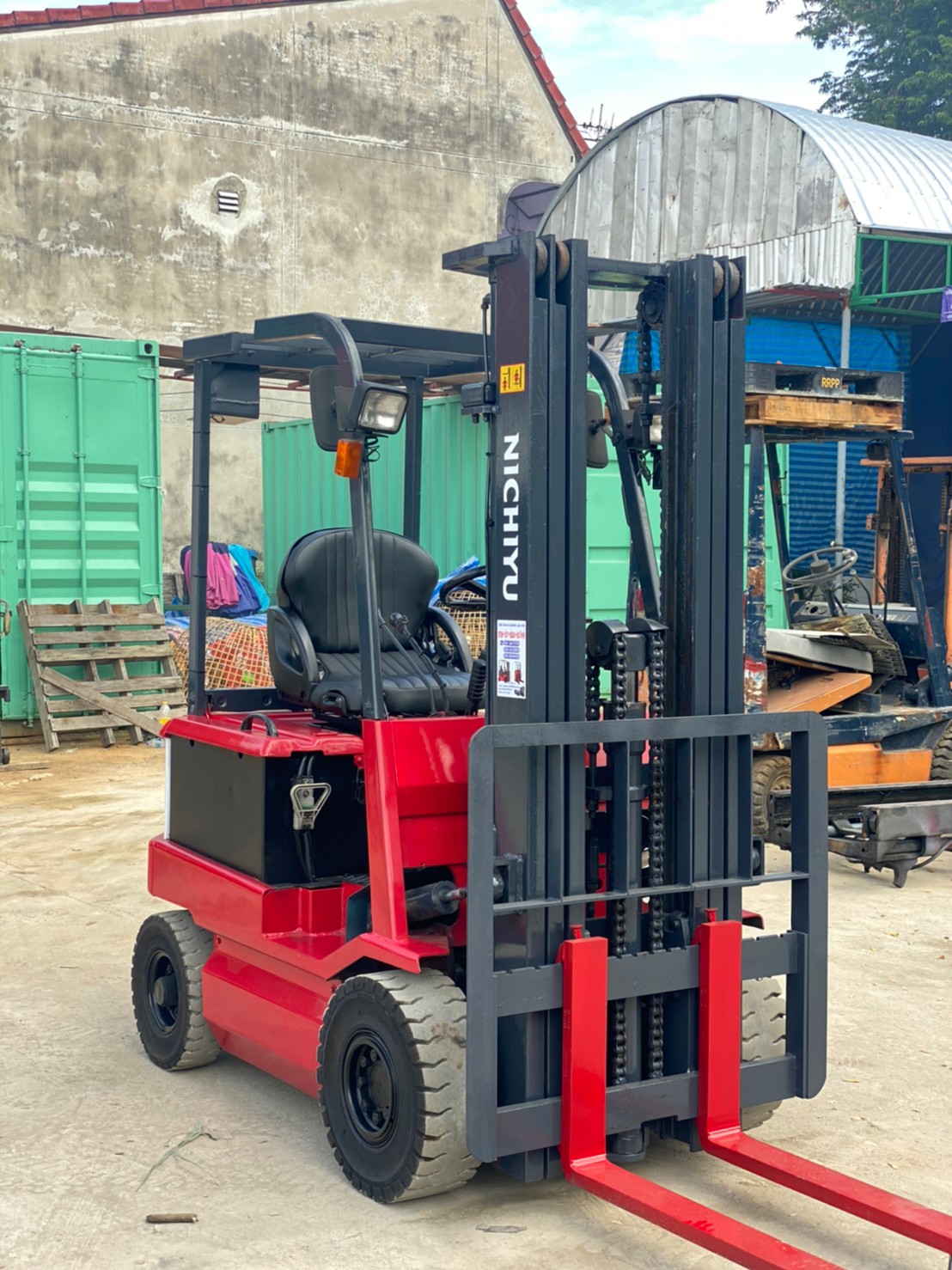 progressforklift