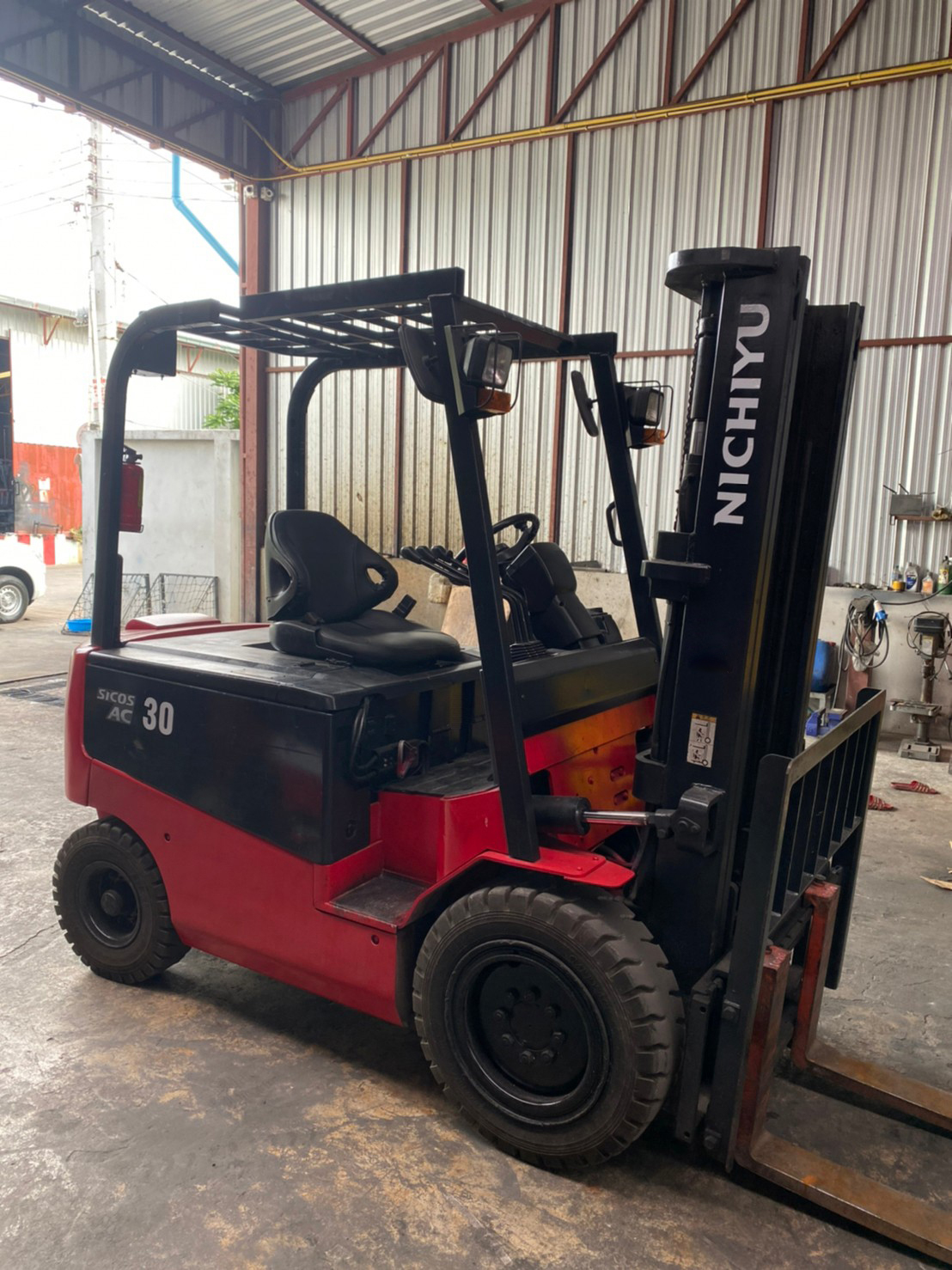 progressforklift